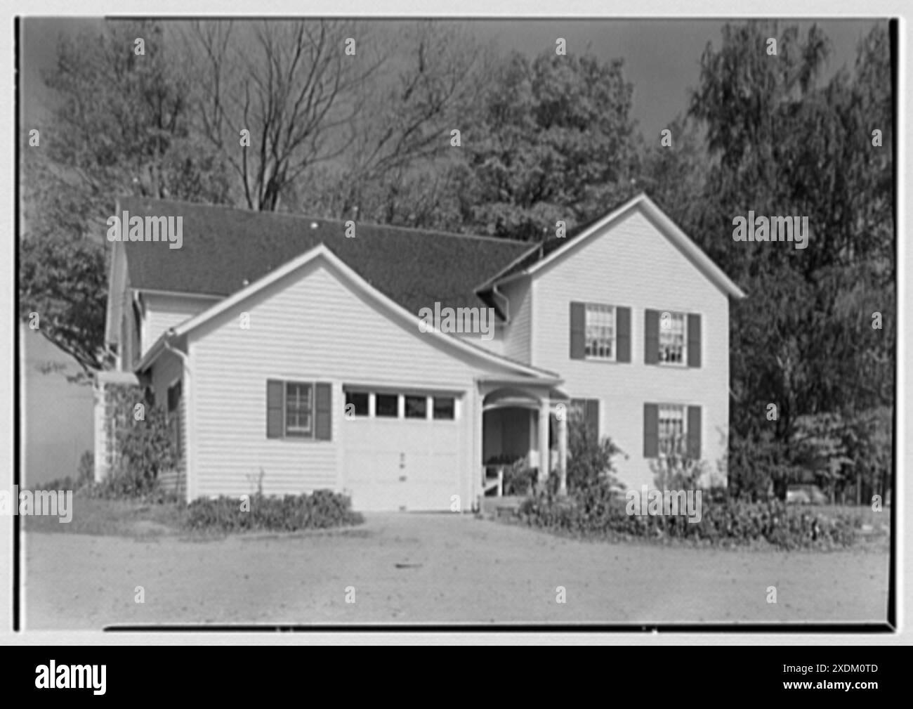 Walter Henry, residence in Eden, New York. Exterior III. Gottscho ...