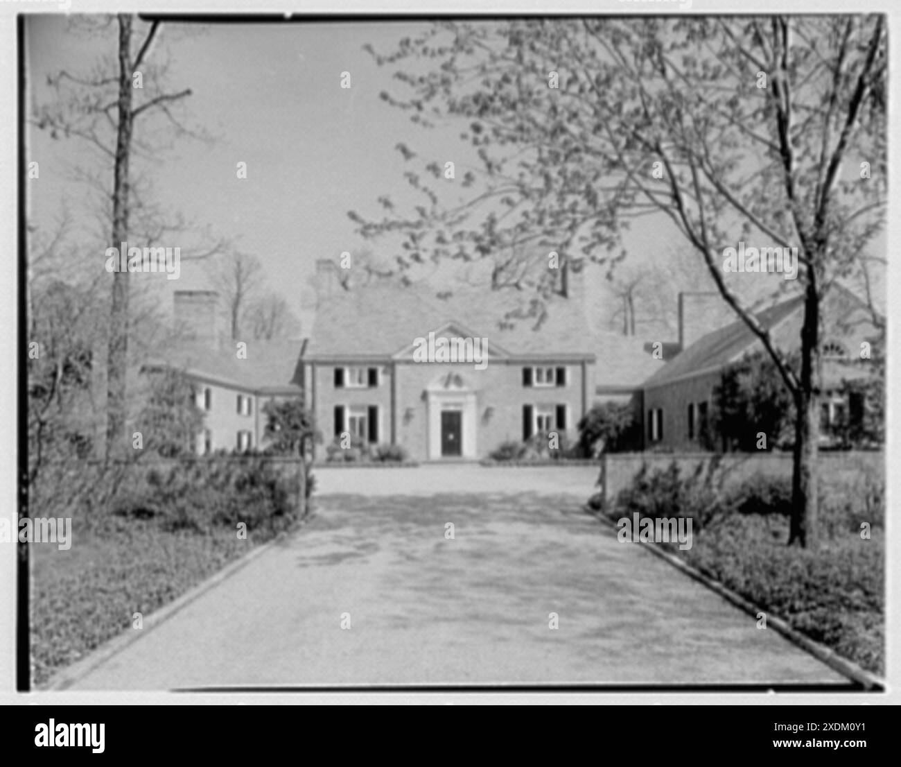 Long mill house Black and White Stock Photos & Images - Alamy