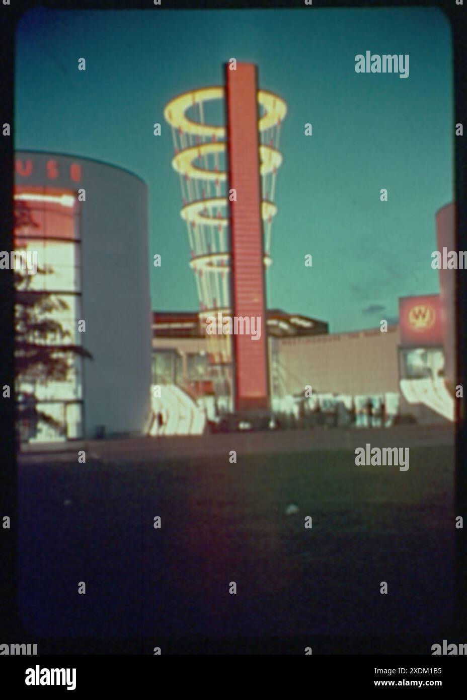 World's Fair. Singing Tower of Light and Westinghouse Building, view ...