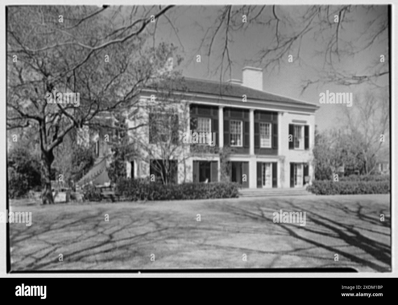 Mr. and Mrs. Edgar B. Stern, residence at 11 Garden Ln., New Orleans ...