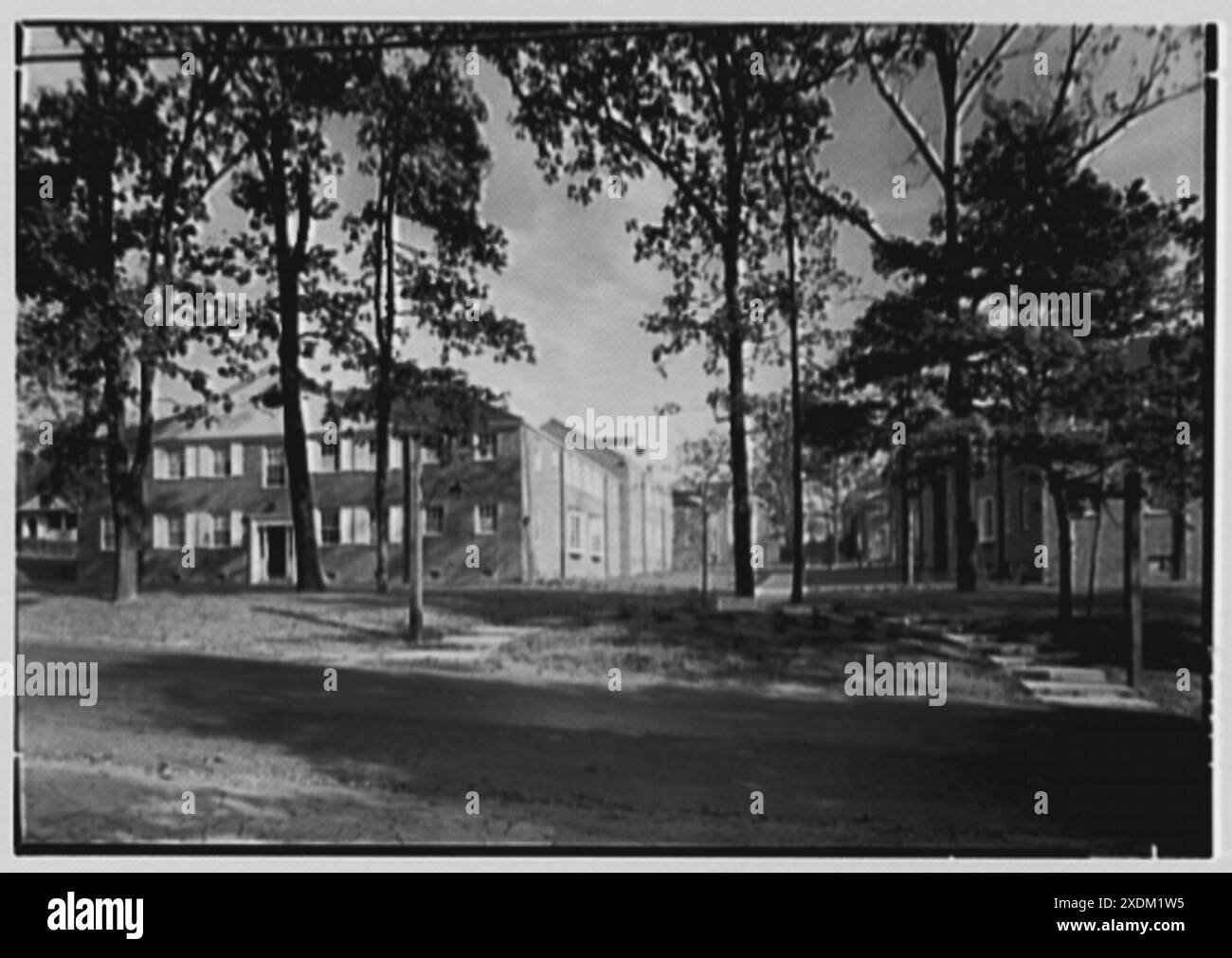 Green Acres, Verona, New Jersey. Street view I. Gottscho-Schleisner ...