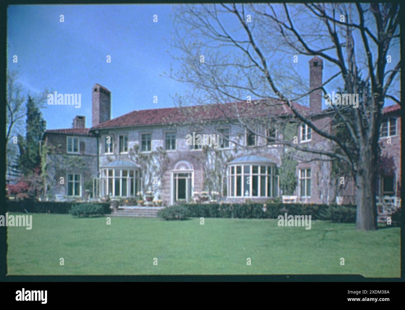 Mr. & Mrs. Nelson Doubleday, residence in Mill Neck, Long Island, New ...