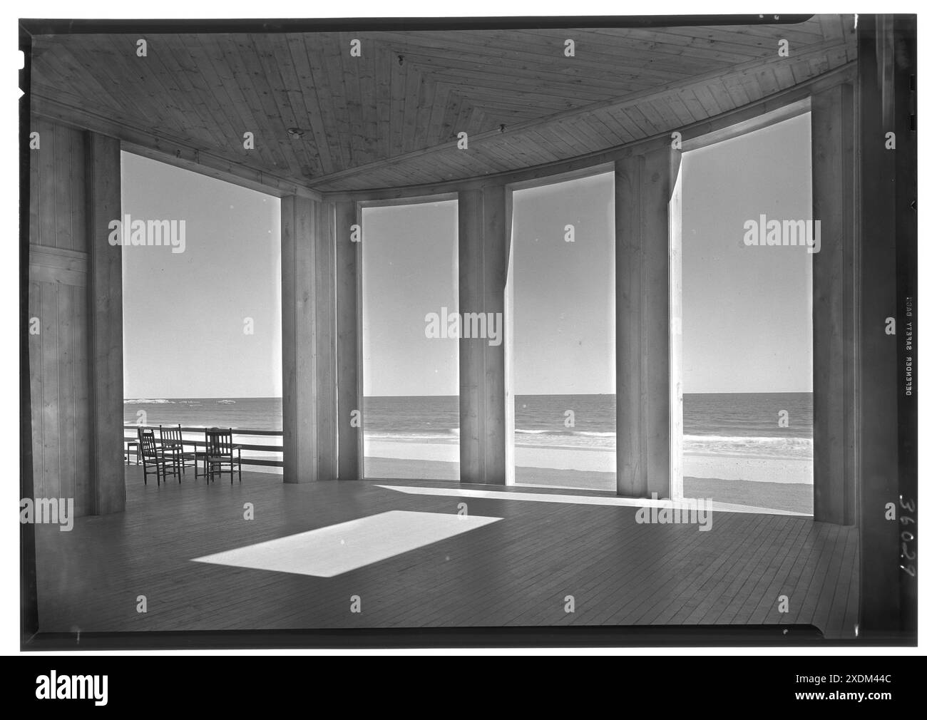 The Dunes Club, Narragansett, Rhode Island. Ocean portico looking out ...