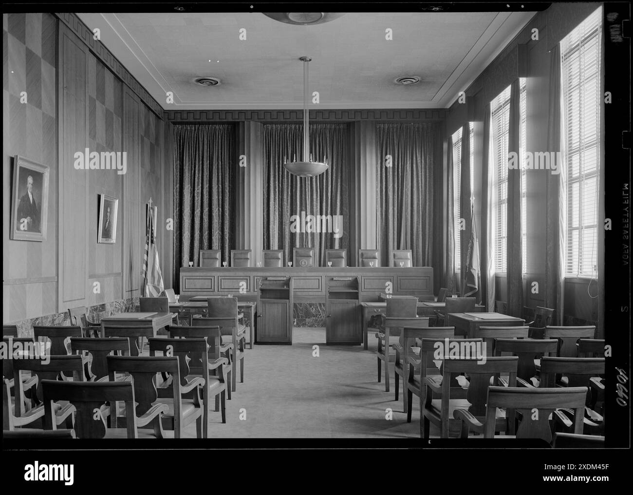 Virginia State Library & Courthouse, Richmond, Virginia. Courtroom, to ...