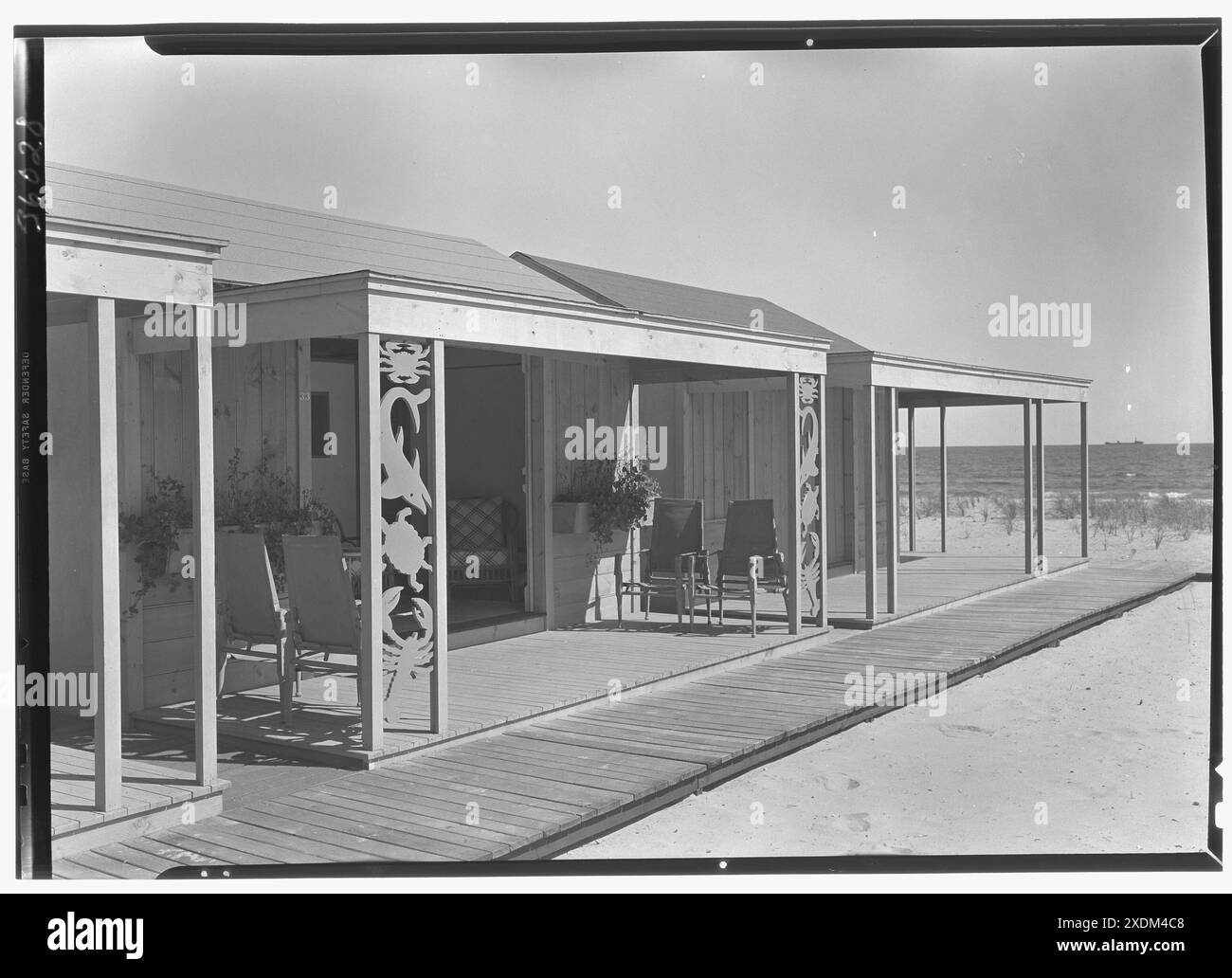 The Dunes Club, Narragansett, Rhode Island. Cabana. Gottscho-Schleisner ...