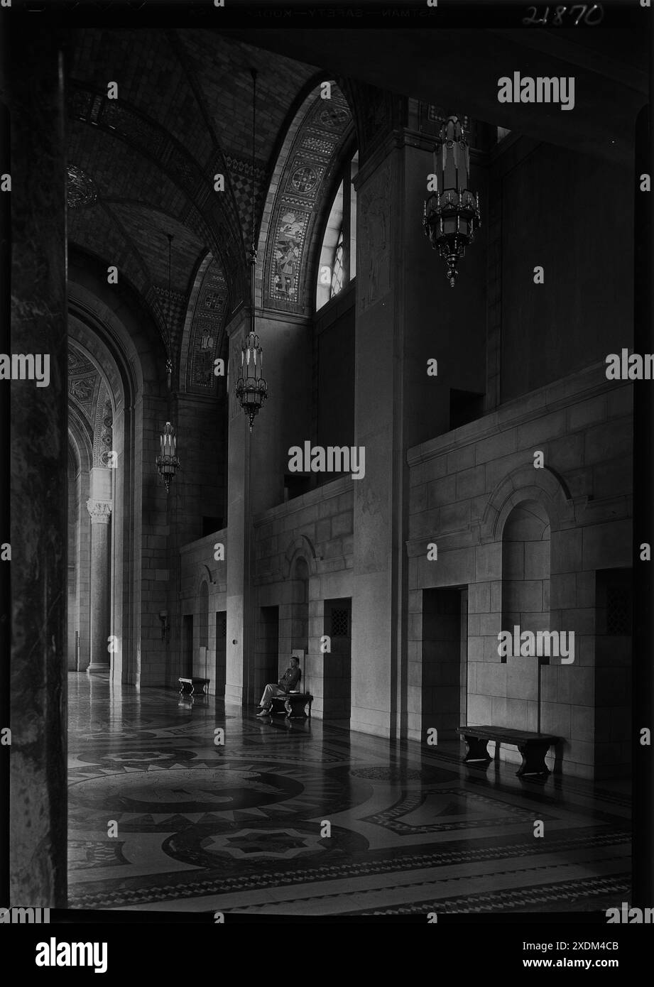 Nebraska State Capitol, Lincoln, Nebraska. Foyer, general side view ...
