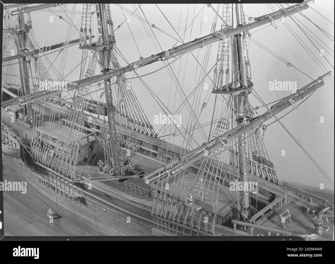 Seamen's Bank for Savings ship models, 11 E. 45th St., New York City ...