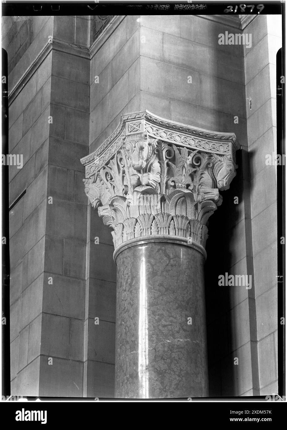 Nebraska State Capitol, Lincoln, Nebraska. Vestibule column cap II ...