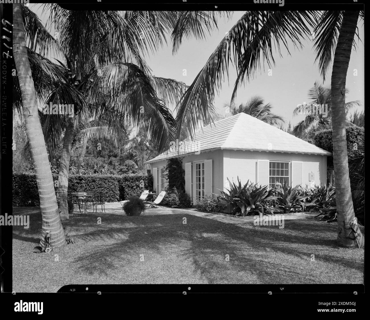 Mrs. J.V. Reed, residence in Hobe Sound, Florida. Guest house. Gottscho ...