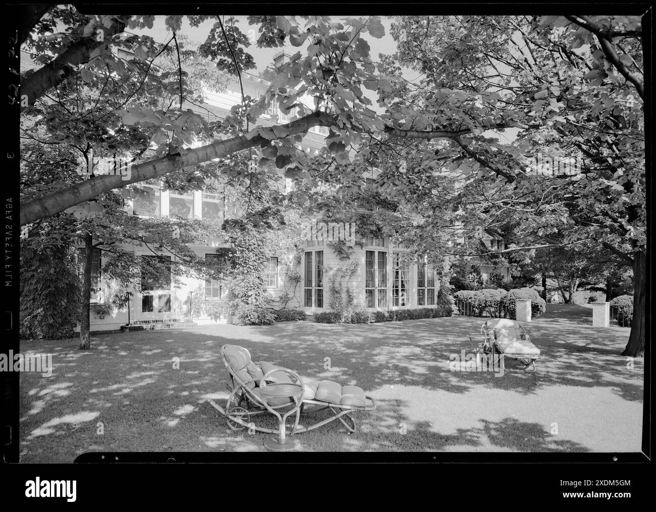 William S. Paley, residence in Manhasset, Long Island. Terrace, to ...