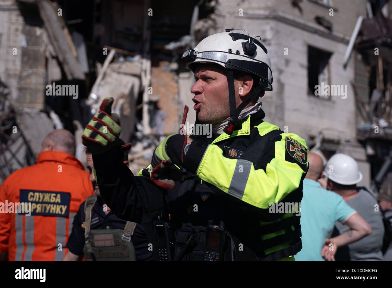 Russian glide bomb attack on Kharkiv residential area 22nd June 2024 ...