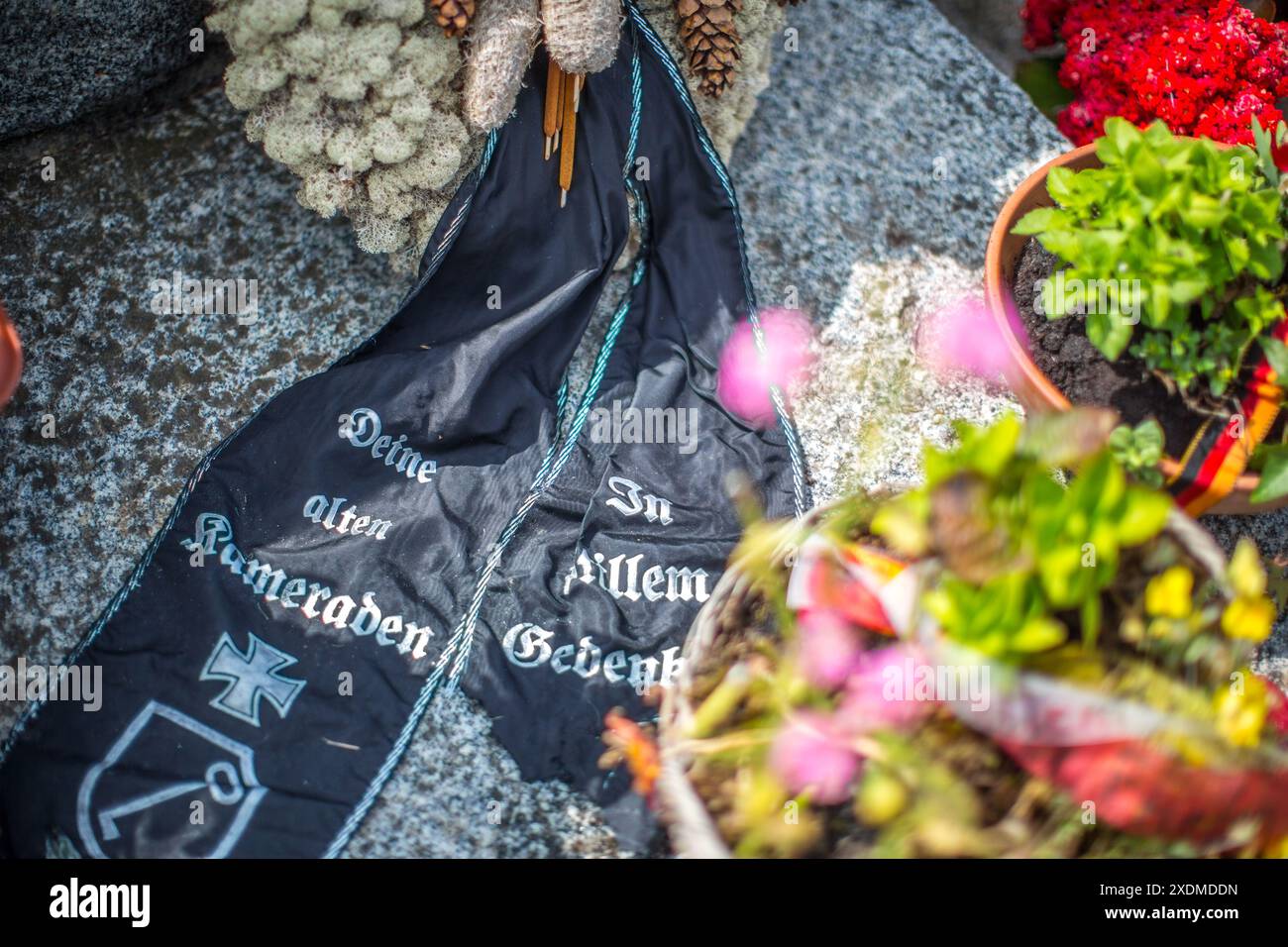 Waffen ss grave hi-res stock photography and images - Alamy