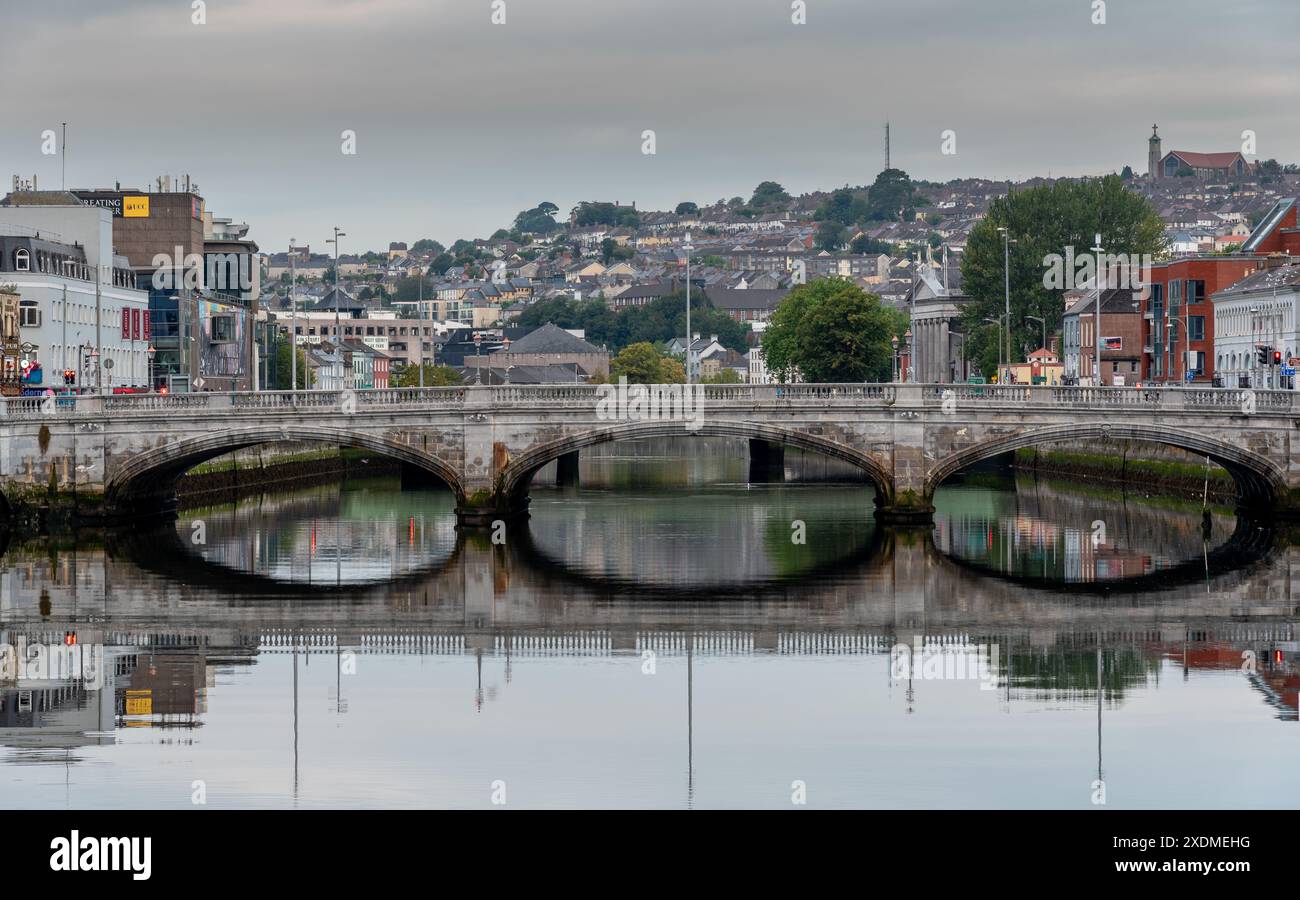 Saint partick bridge hi-res stock photography and images - Alamy