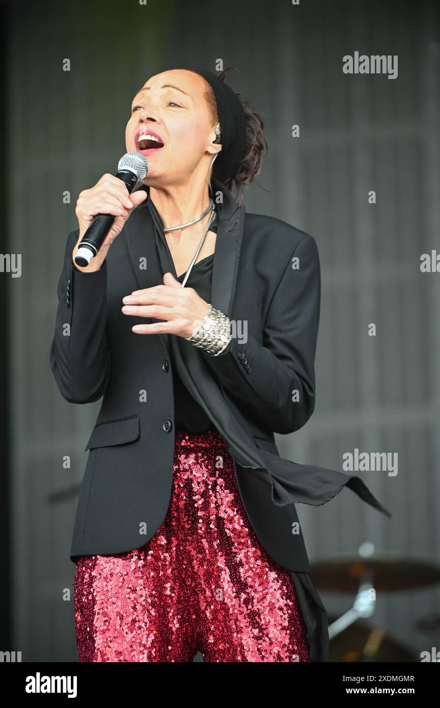 Kim Appleby Performing at Lets Rock Leeds 80s Festival 2024 ,Leeds, UK ...