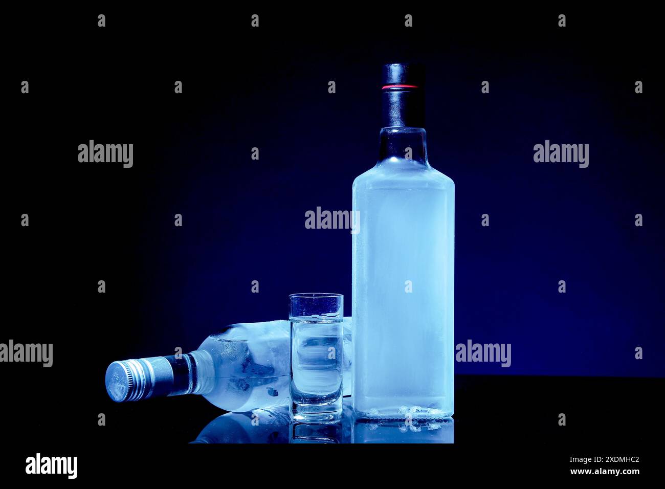 Chilled vodka bottles hi-res stock photography and images - Alamy