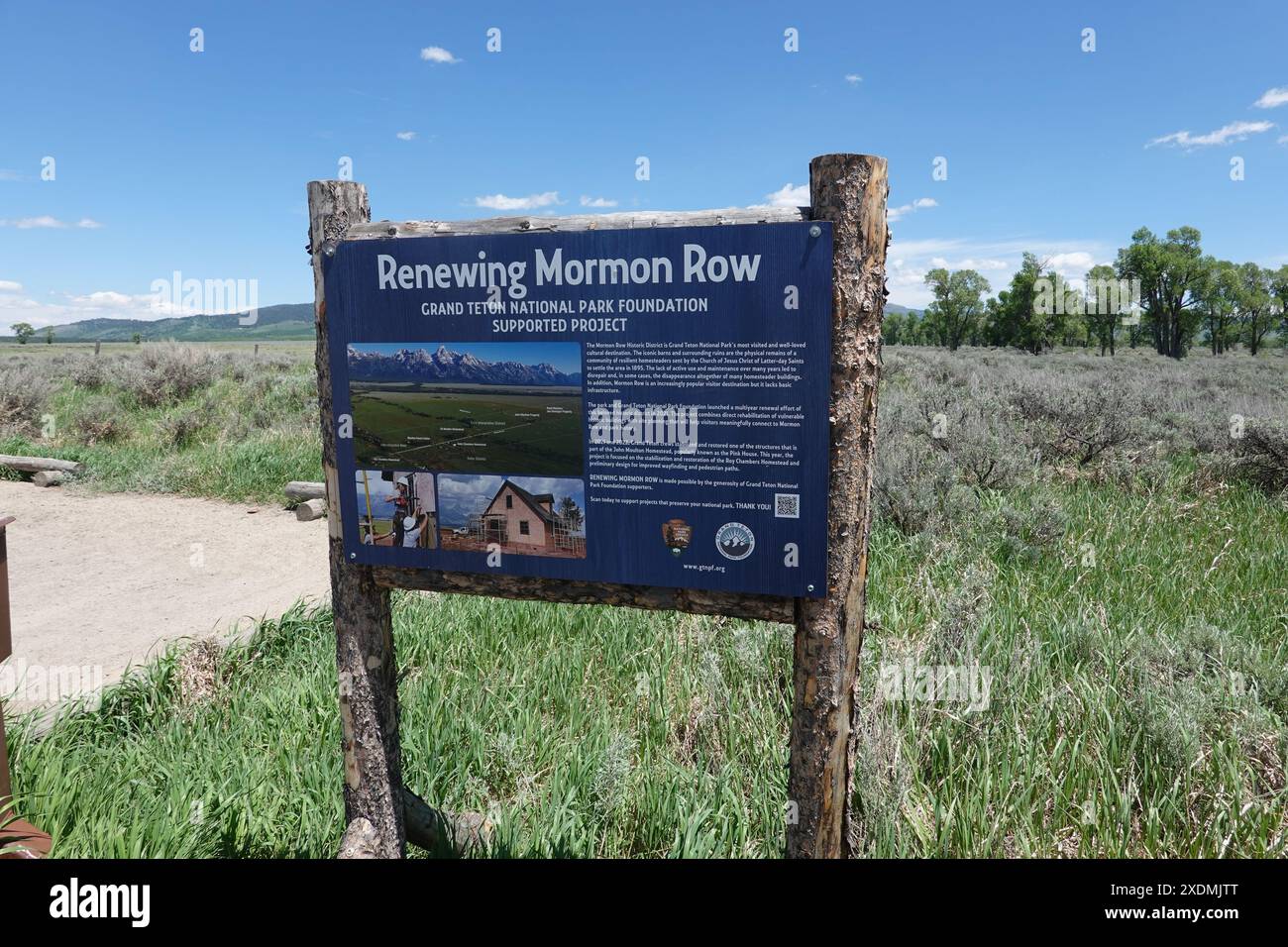 Renewing mormon row sign hi-res stock photography and images - Alamy