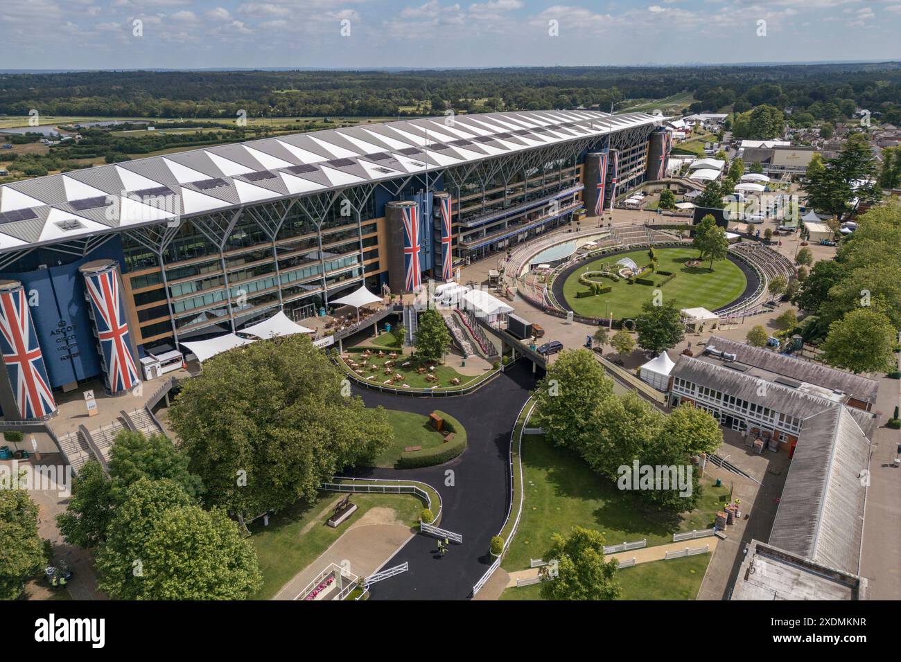 Aerial view of the main Grandstand of Ascot Racecourse, Berkshire, UK ...