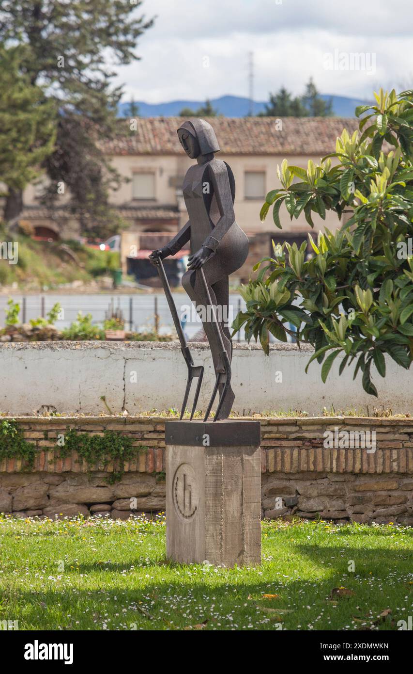 Gares, Spain - March 30, 2024: Layas female runner sculpture. Puente La ...