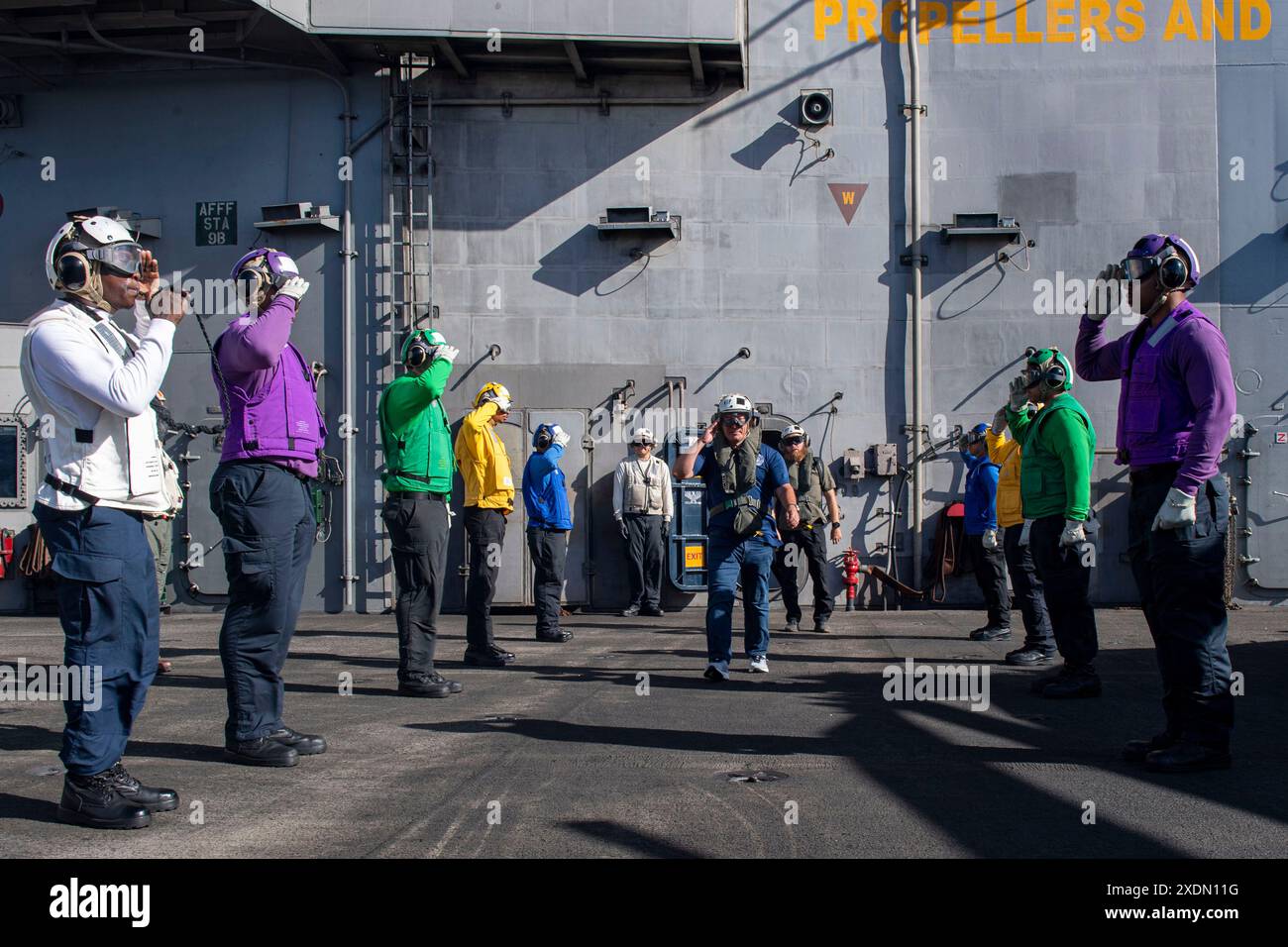 240623-N-GN523-2038 NORTH PACIFIC OCEAN (June 23, 2024) Sideboys render ...