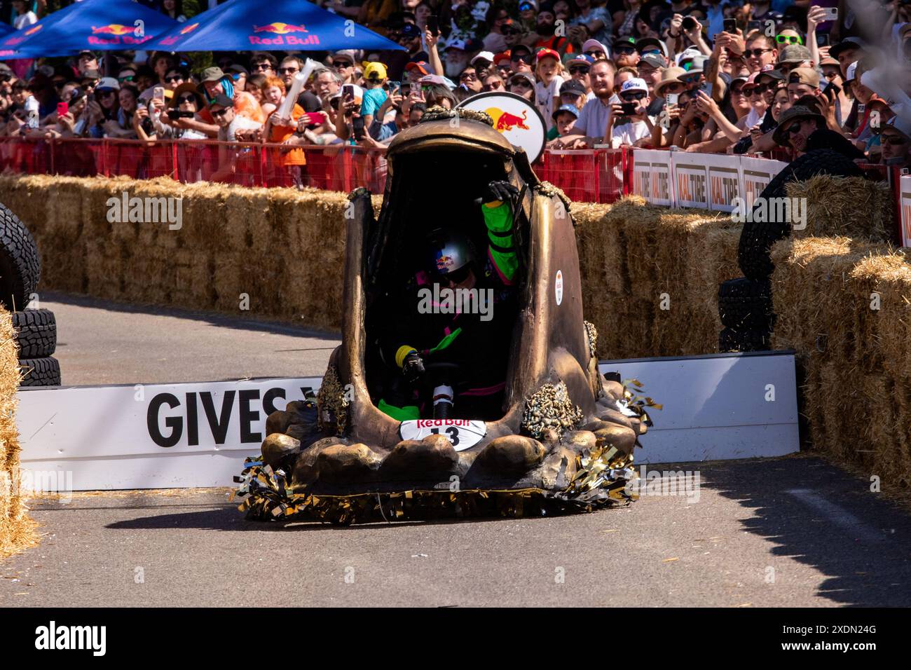 West edmonton mall entry hi-res stock photography and images - Alamy