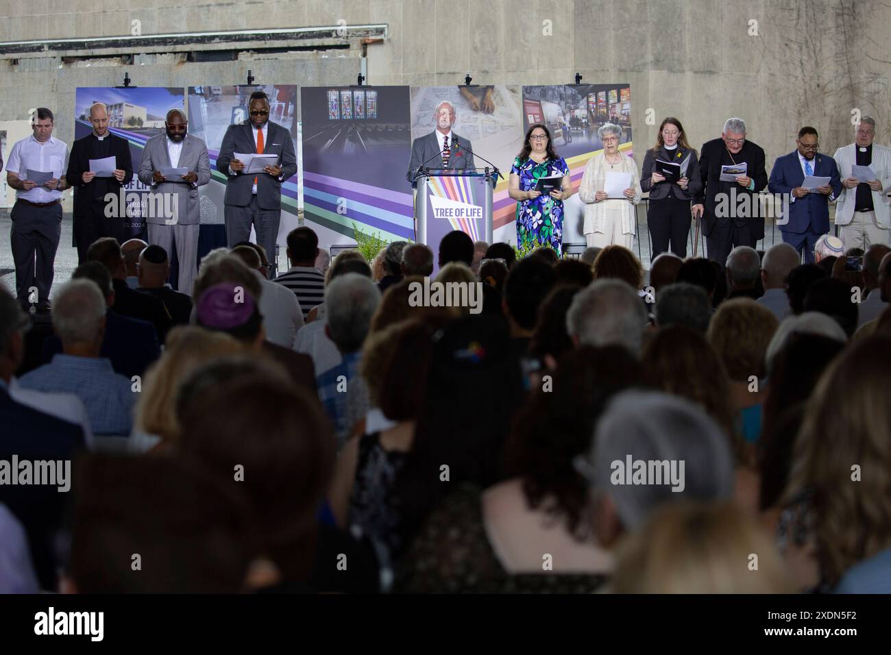 Rabbi Jeffrey Myers, center, Tree of Life congregation and a 10/27 ...