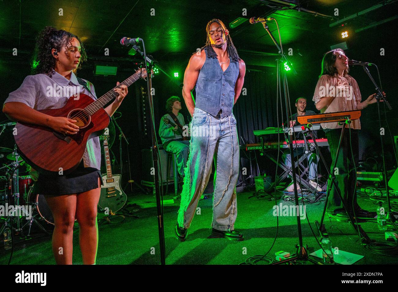 Tiny Habits kick off their "Little Bit Farther" UK tour in Leeds ...