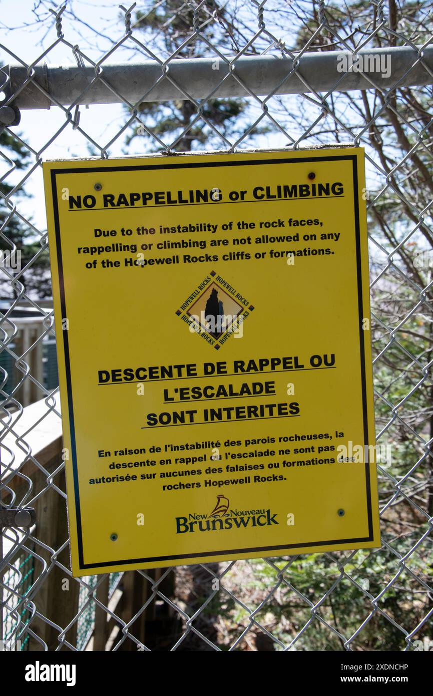 No rappelling or climbing sign at Hopewell Rocks Provincial Park in ...