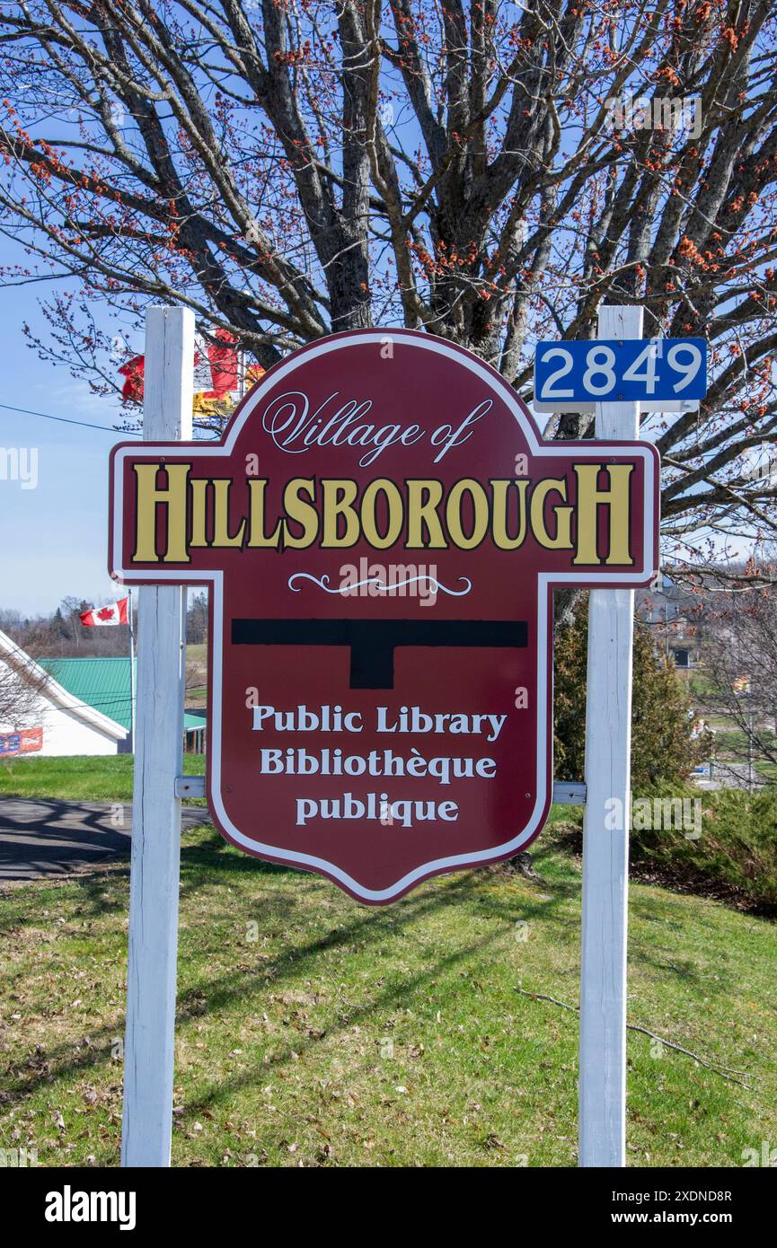 Flags of public buildings hi-res stock photography and images - Alamy