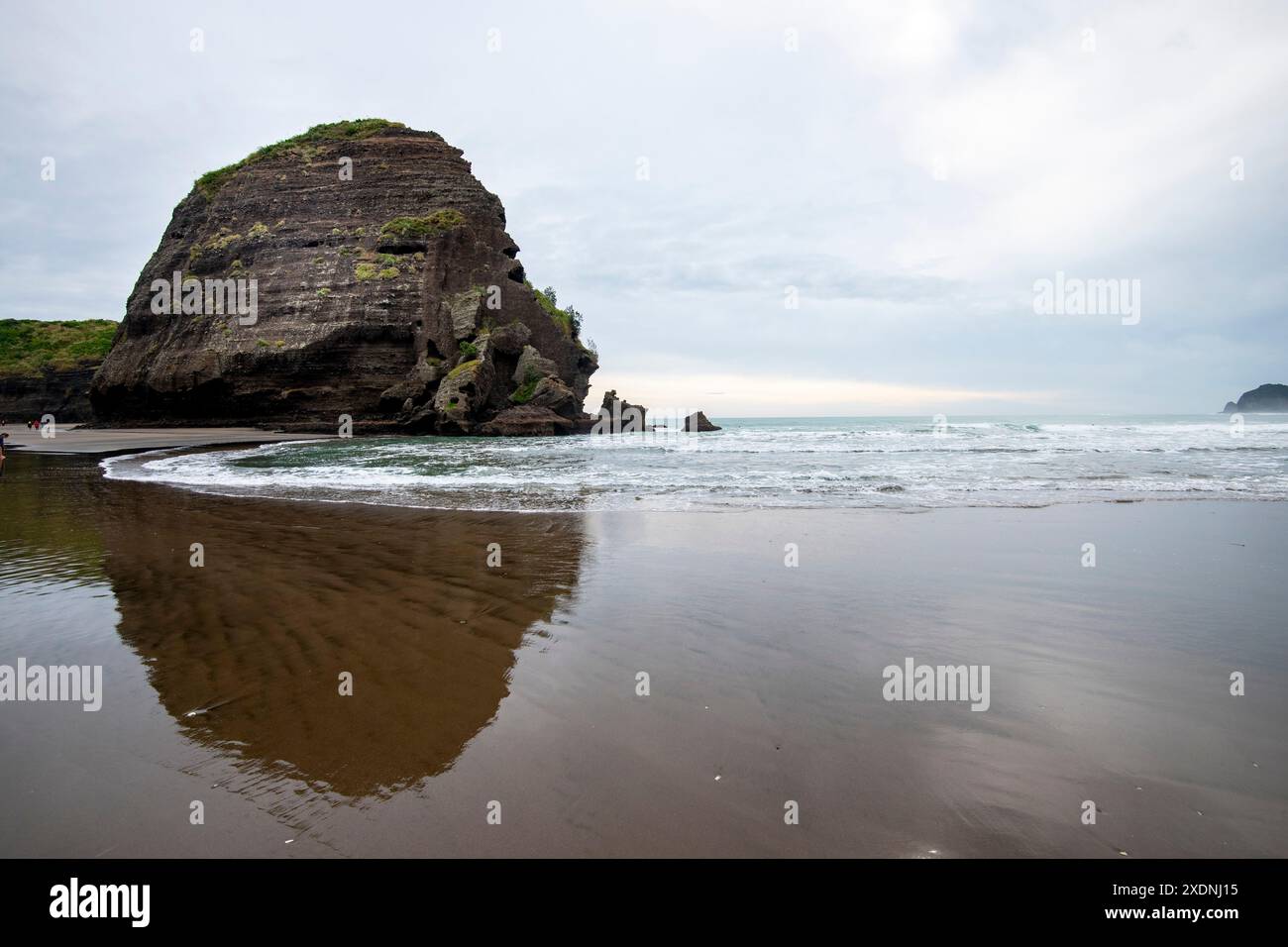 Piha Beach - New Zealand Stock Photo - Alamy