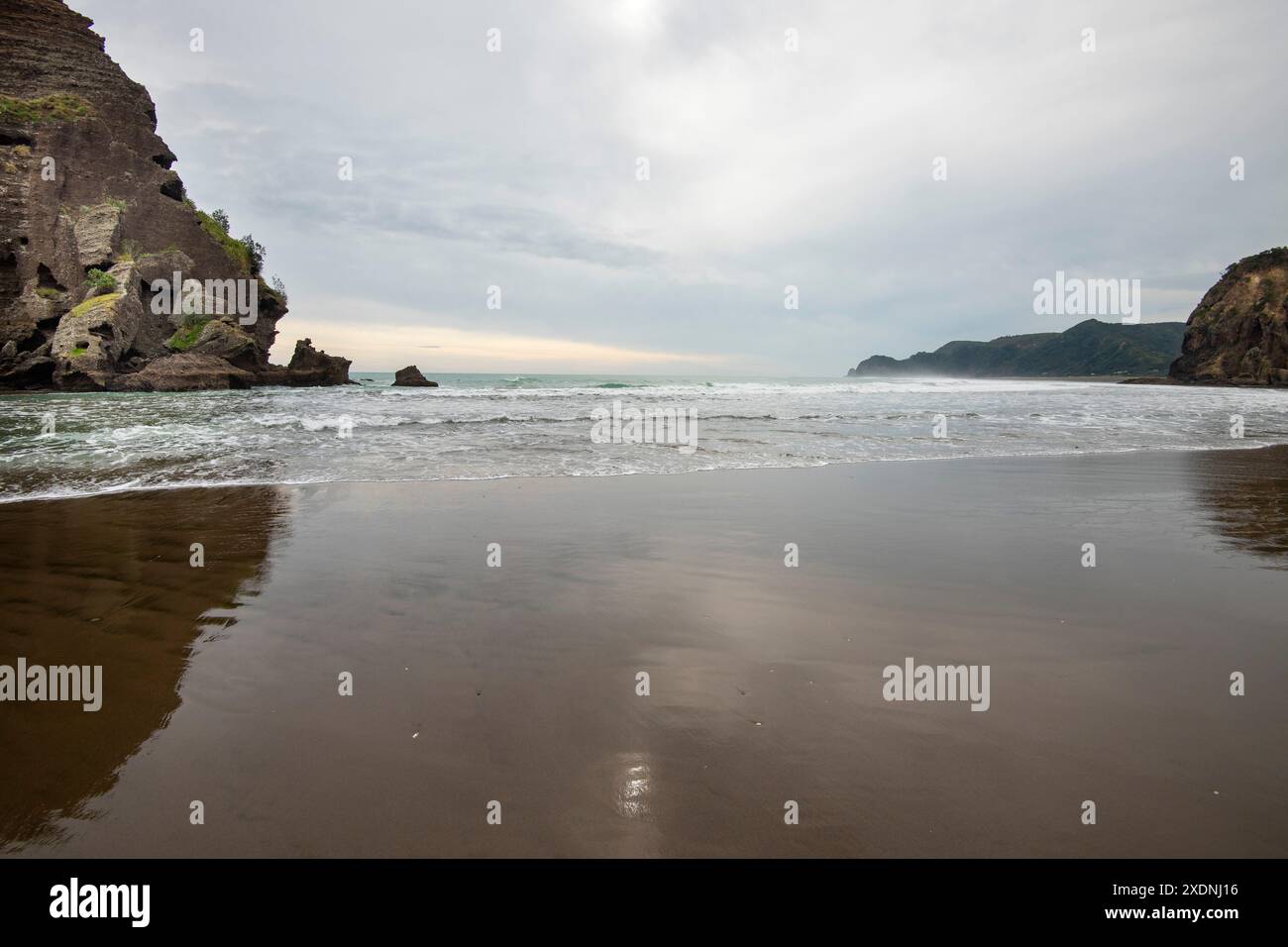 Piha Beach - New Zealand Stock Photo - Alamy