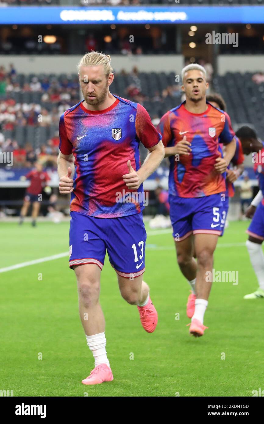 ARLINGTON, TX - JUNE 23: Timothy Ream of USA warm up before a match ...