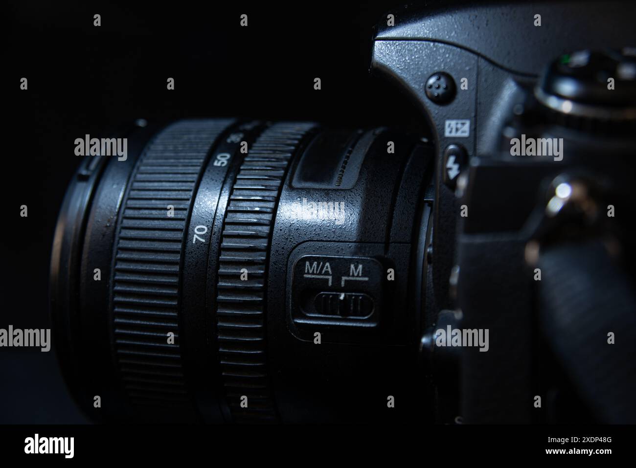 Black digital camera hi-res stock photography and images - Alamy