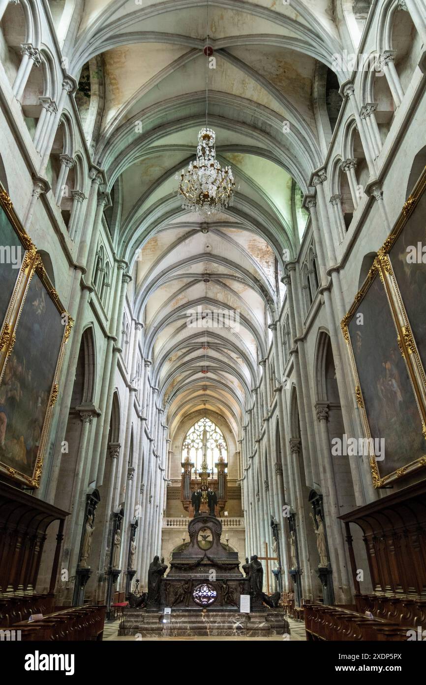 Saint-Antoine l'Abbaye labeled Les Plus Beaux Villages de France ...