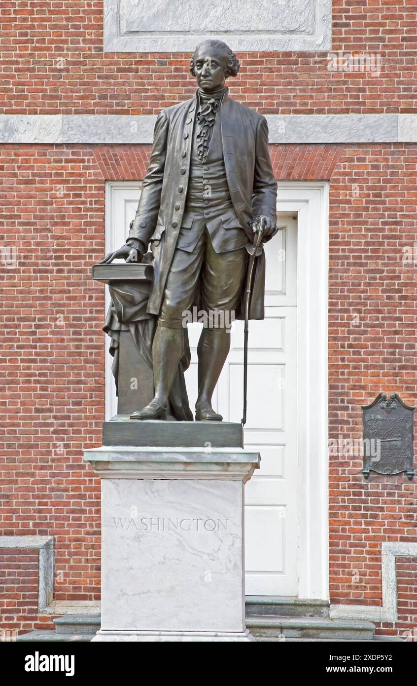 statue of george washington outside independence hall in philadelphia ...