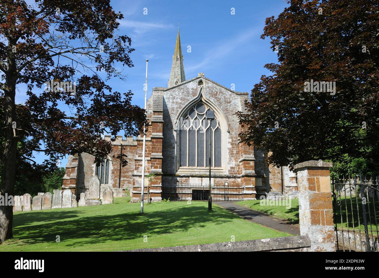 St Mary Church, Finedon, Northamptonshire Stock Photo - Alamy