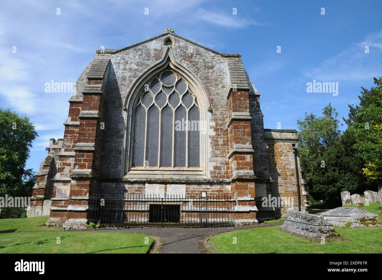 St Mary Church, Finedon, Northamptonshire Stock Photo - Alamy