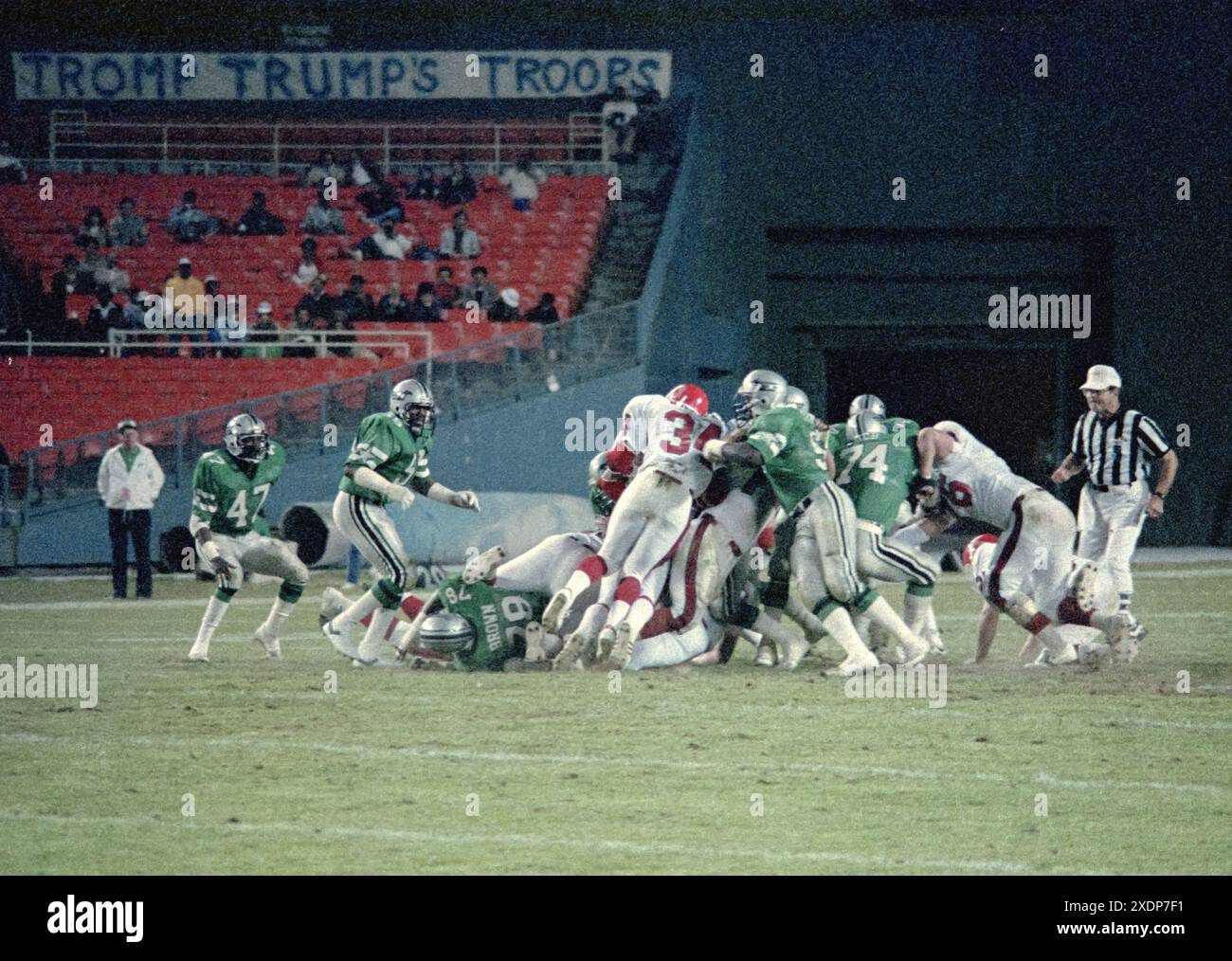 Usfl football hi-res stock photography and images - Alamy