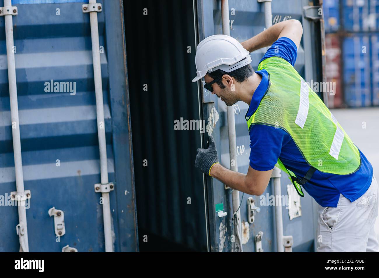 Cargo container inspection hi-res stock photography and images - Alamy
