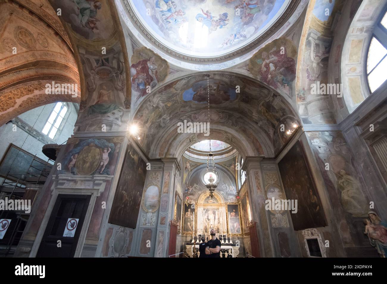 Early Renaissance Cappella delle Sante Croci (Chapel of the Holy ...