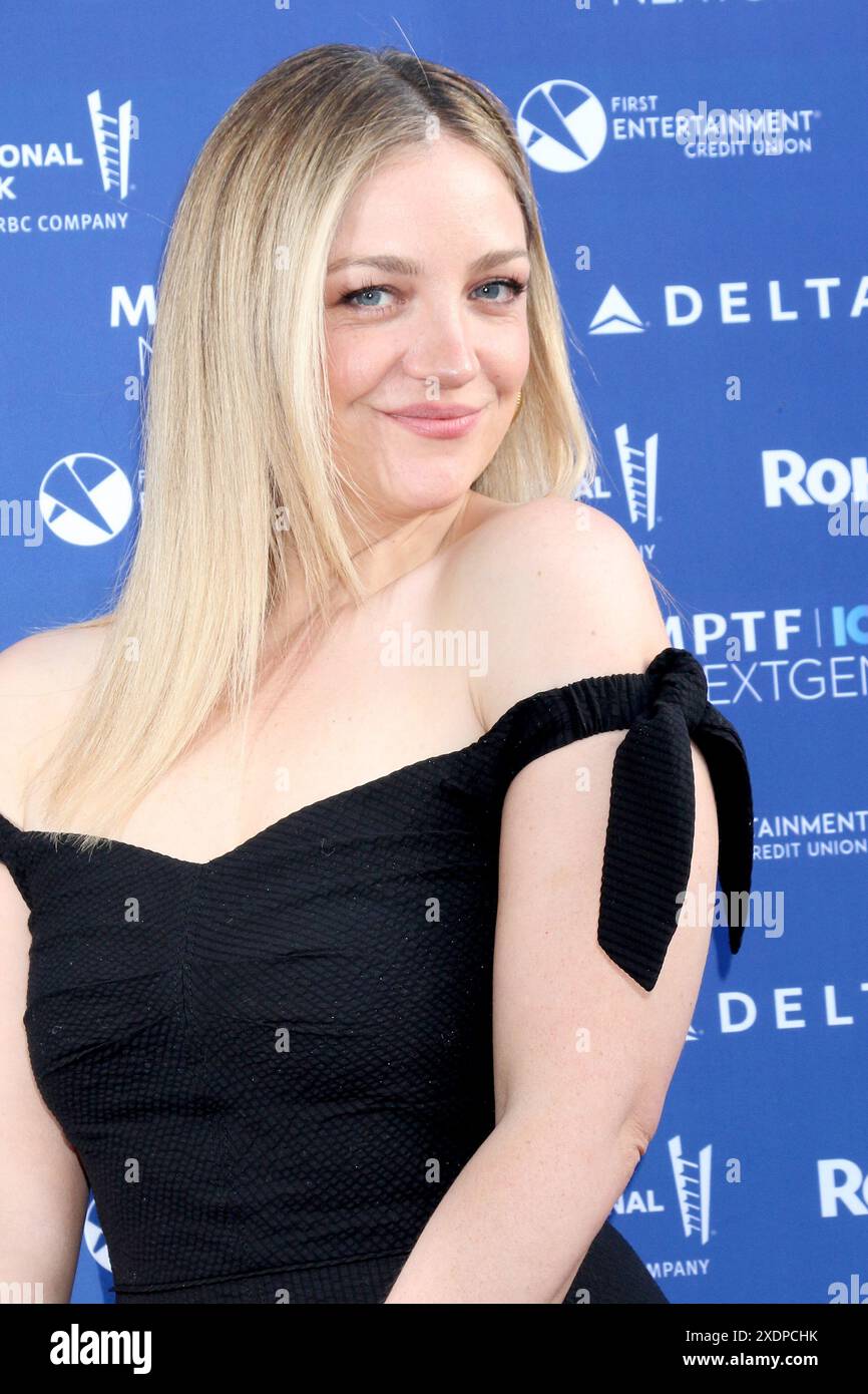 LOS ANGELES - JUN 23: Abby Elliott at the MPTF NextGen Annual Summer ...