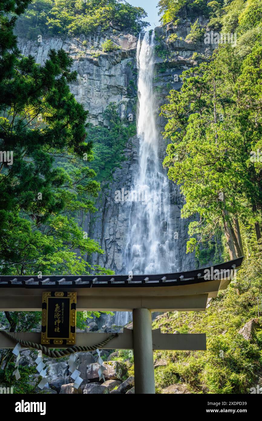 View with Nachi Waterfall located in Nachikatsuura, Wakayama, Japan ...