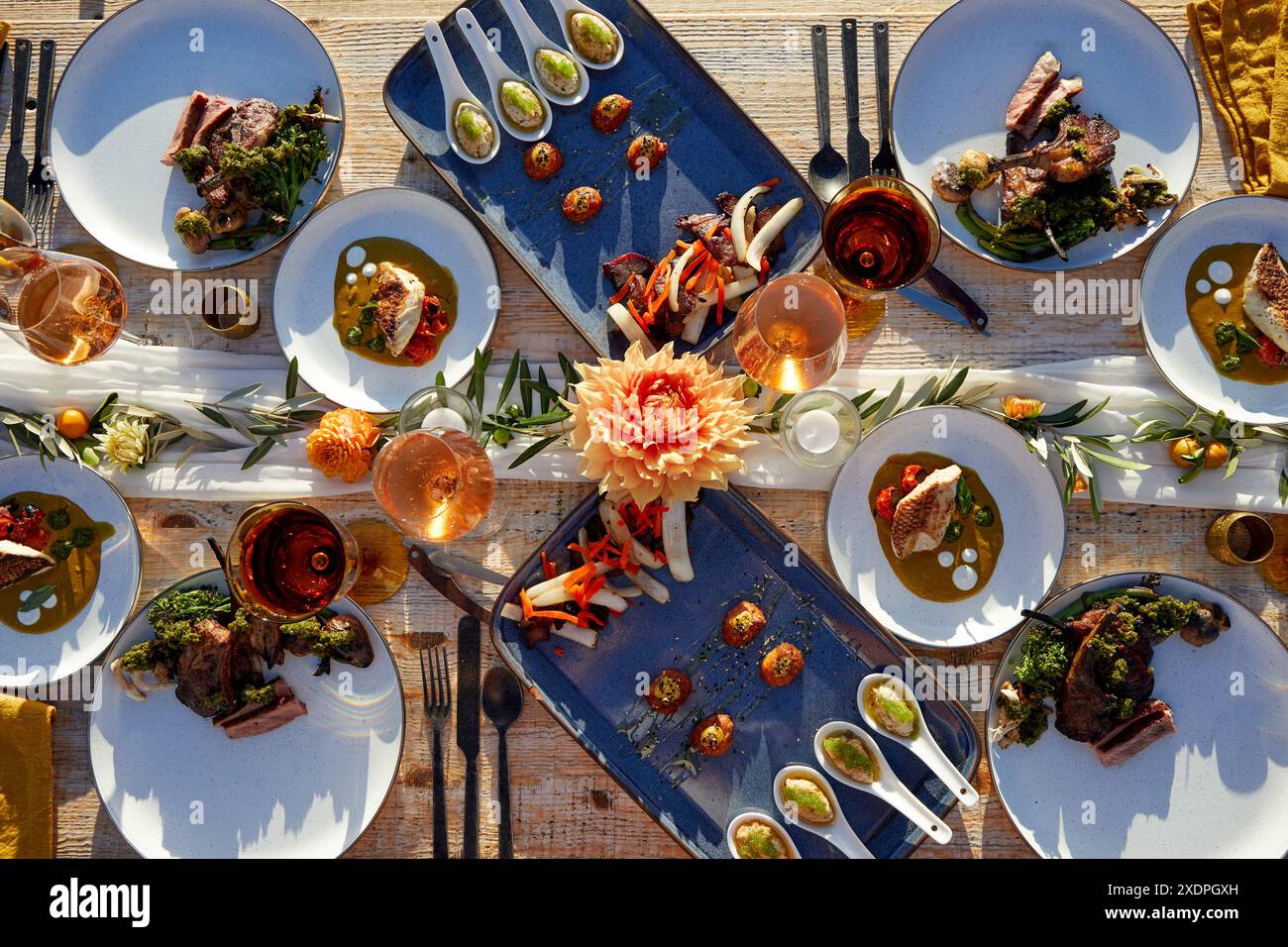 Hawaii dining experience hi-res stock photography and images - Alamy