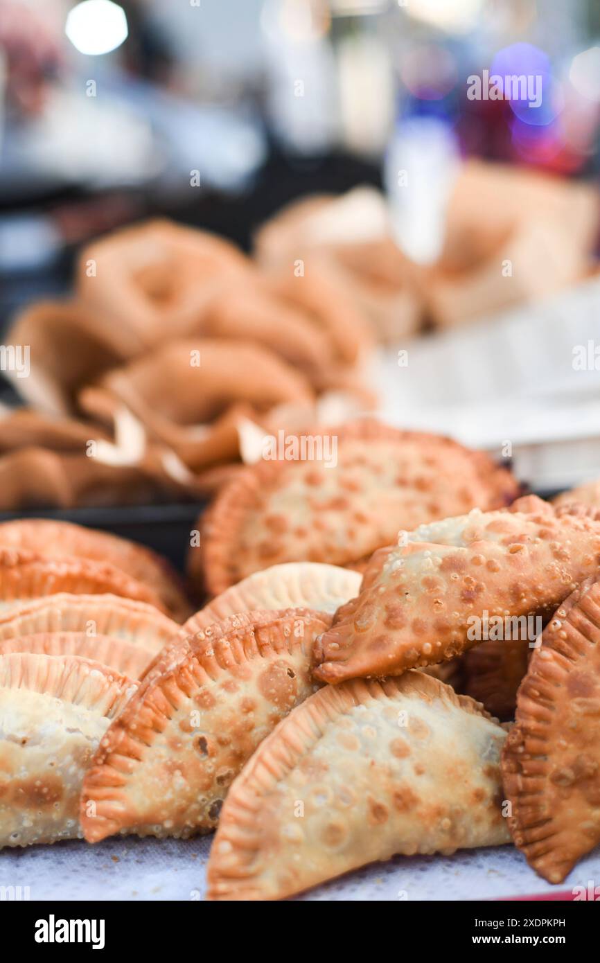 Food tempting display fried hi-res stock photography and images - Alamy