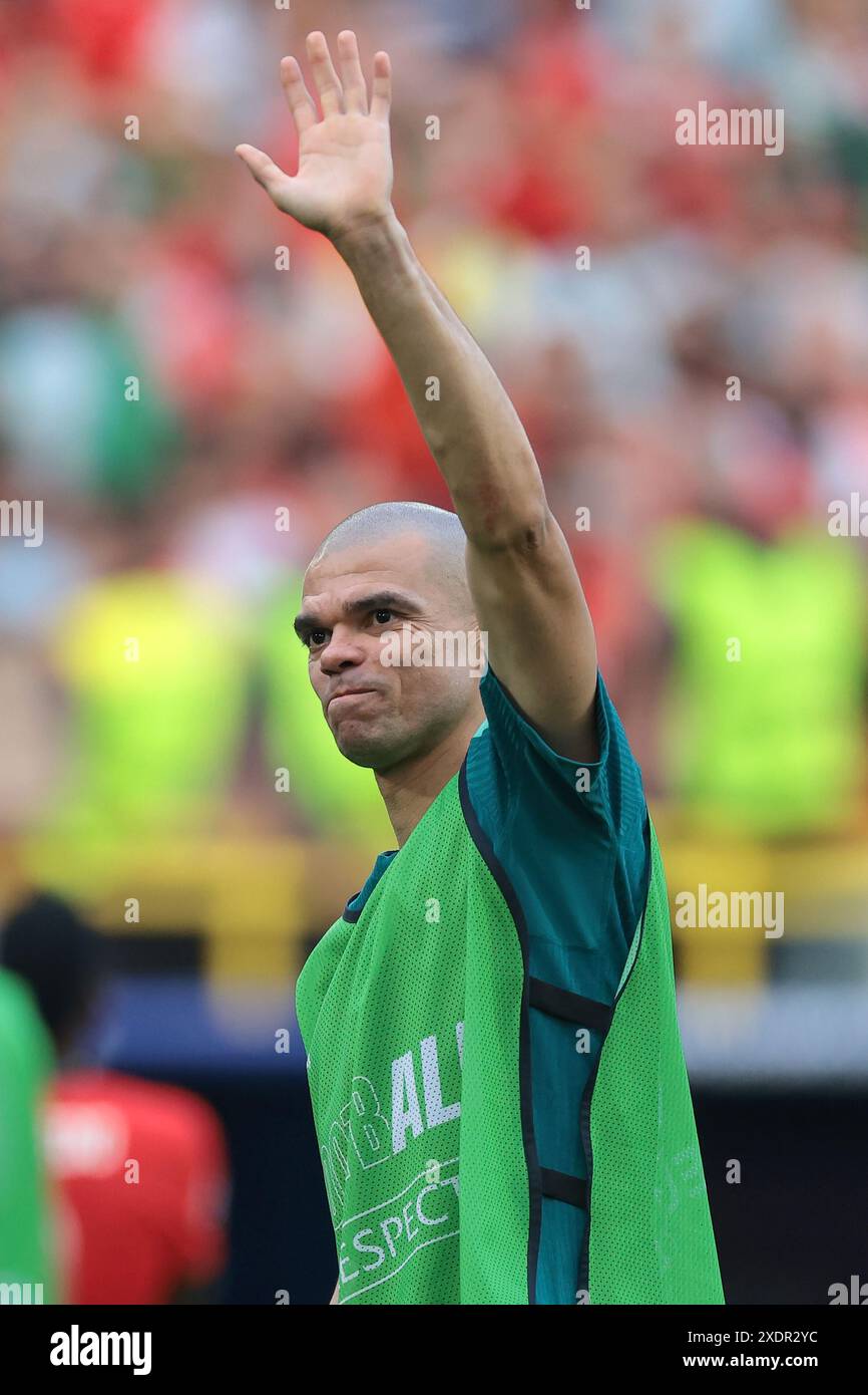 Dortmund, Germany. 22nd June, 2024. Pepe of Portugal salutes the fans ...