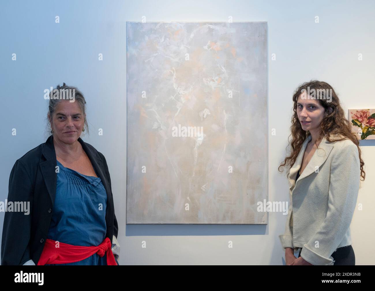 Registered blind artist hi-res stock photography and images - Alamy