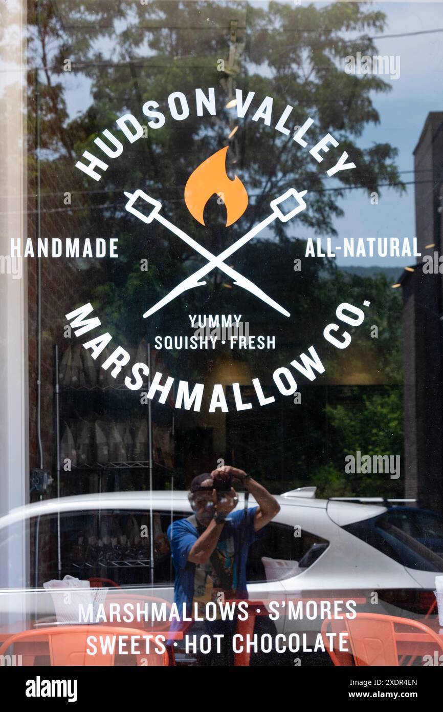 The window outside the Hudson Valley Marshmallow Co.on Main Street in ...