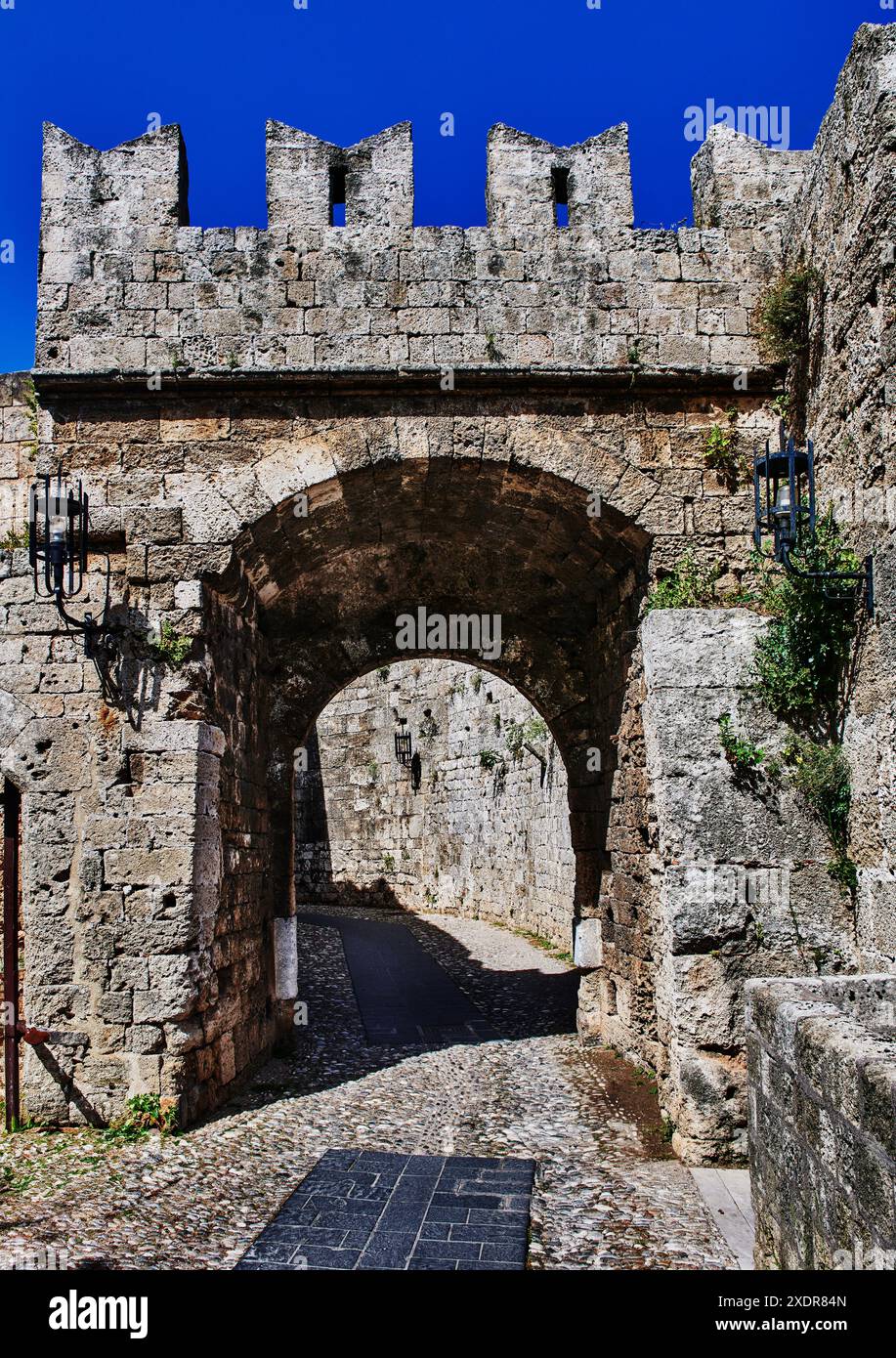 Entrance to the castle of the famous knights Grand Master Palace ...