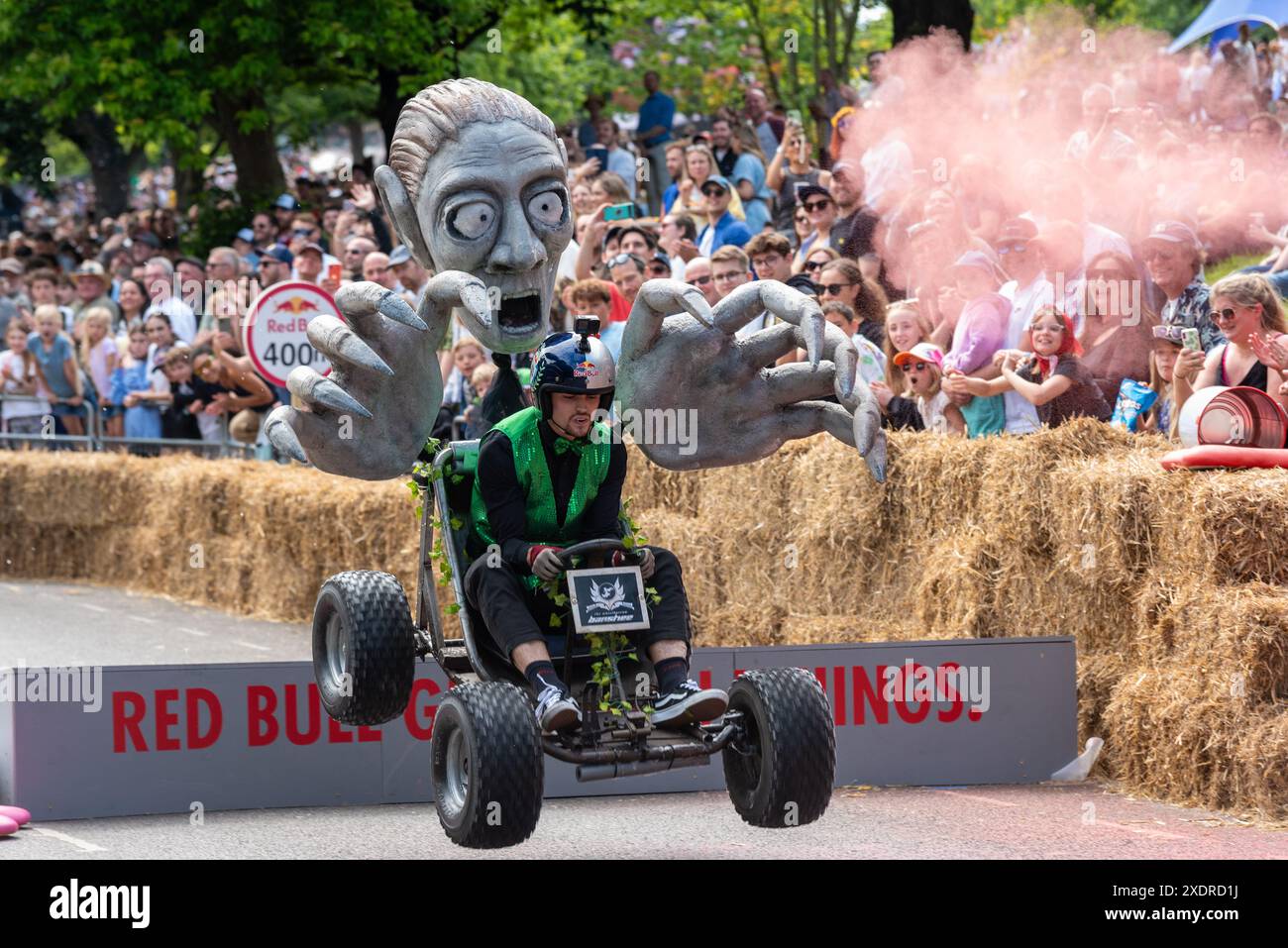 Banshee Bandits gravity cart at the Red Bull Soapbox Race London, in ...