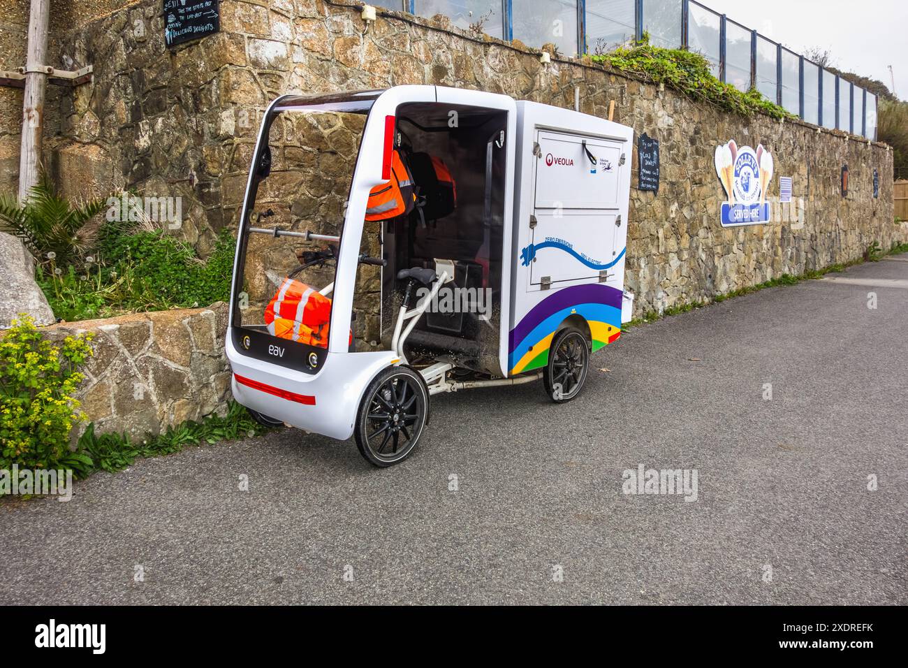 Electric assisted vehicles hi-res stock photography and images - Alamy