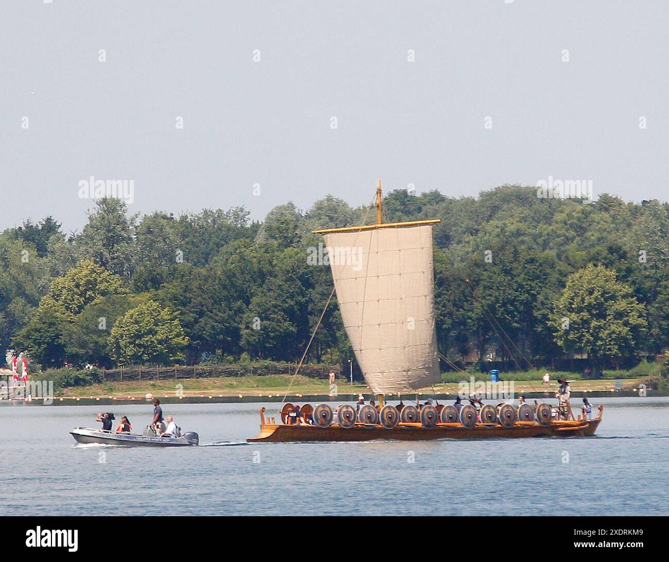 24 June 2024, North Rhine-Westphalia, Xanten: The faithful replica of a ...